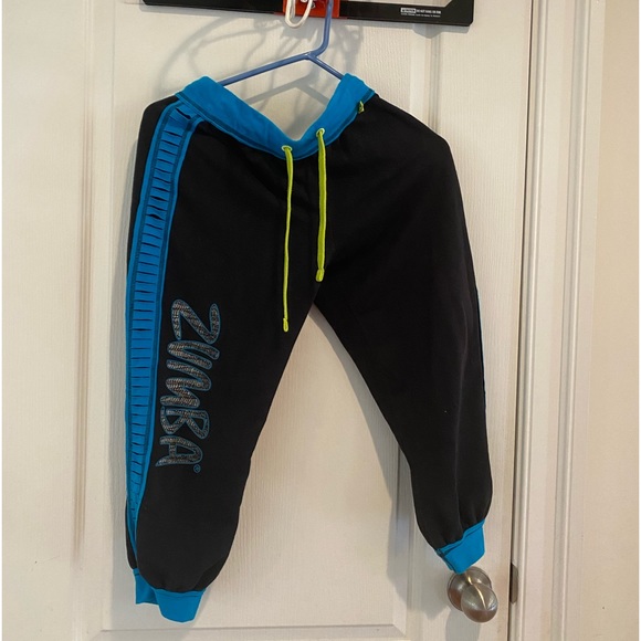 Zumba Fitness | Pants & Jumpsuits | Zumba Cropped Sweater Pants | Poshmark